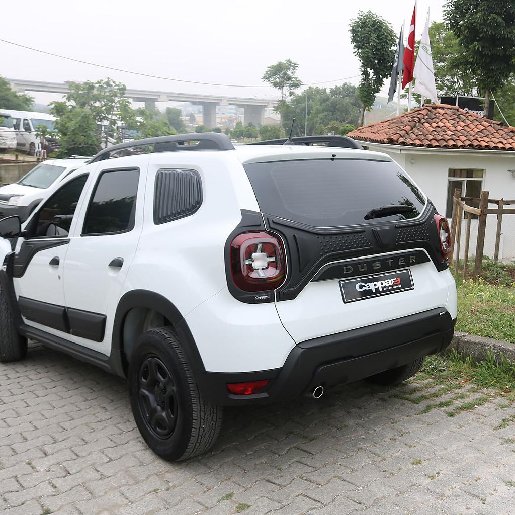 Panel zadních dveří a světel Dacia Duster II - Spoilercentrum - online ...